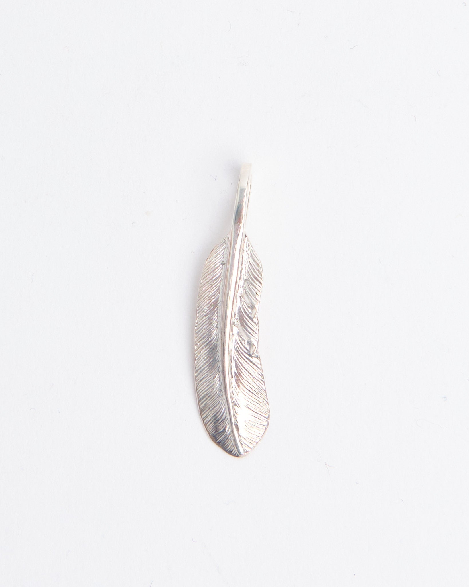 P-004R Feather (S) by First Arrows - Meadow